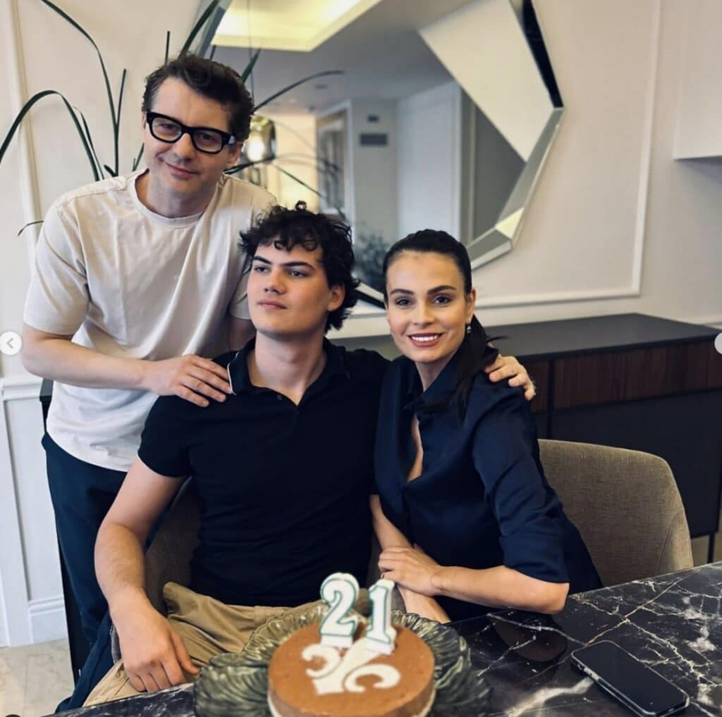 David, fiul cel mare al Ancăi Serea, a împlinit 21 de ani. Fotografie ...